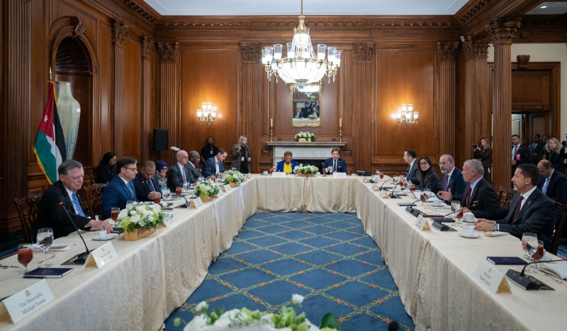 King meets US Congress leaders, chairs, members of House, Senate ...