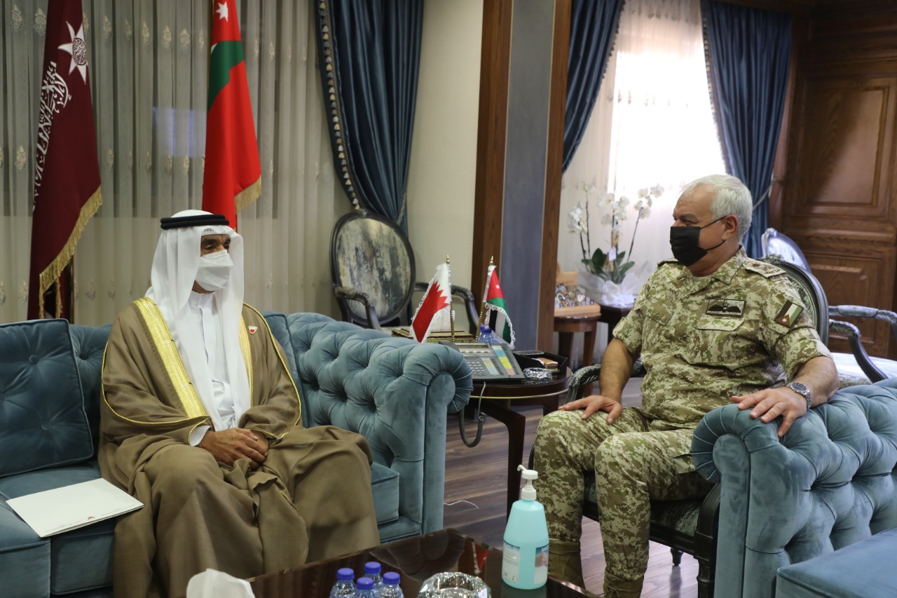 Army chief, Bahraini ambassador talk cooperation | Jordan News | Ammon News