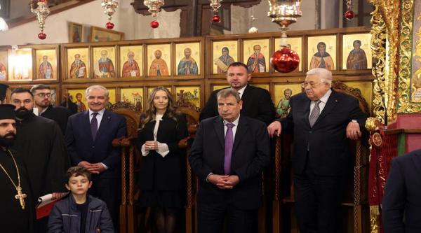 Deputizing for King, Princess Maryam Ghazi attends midnight mass in ...