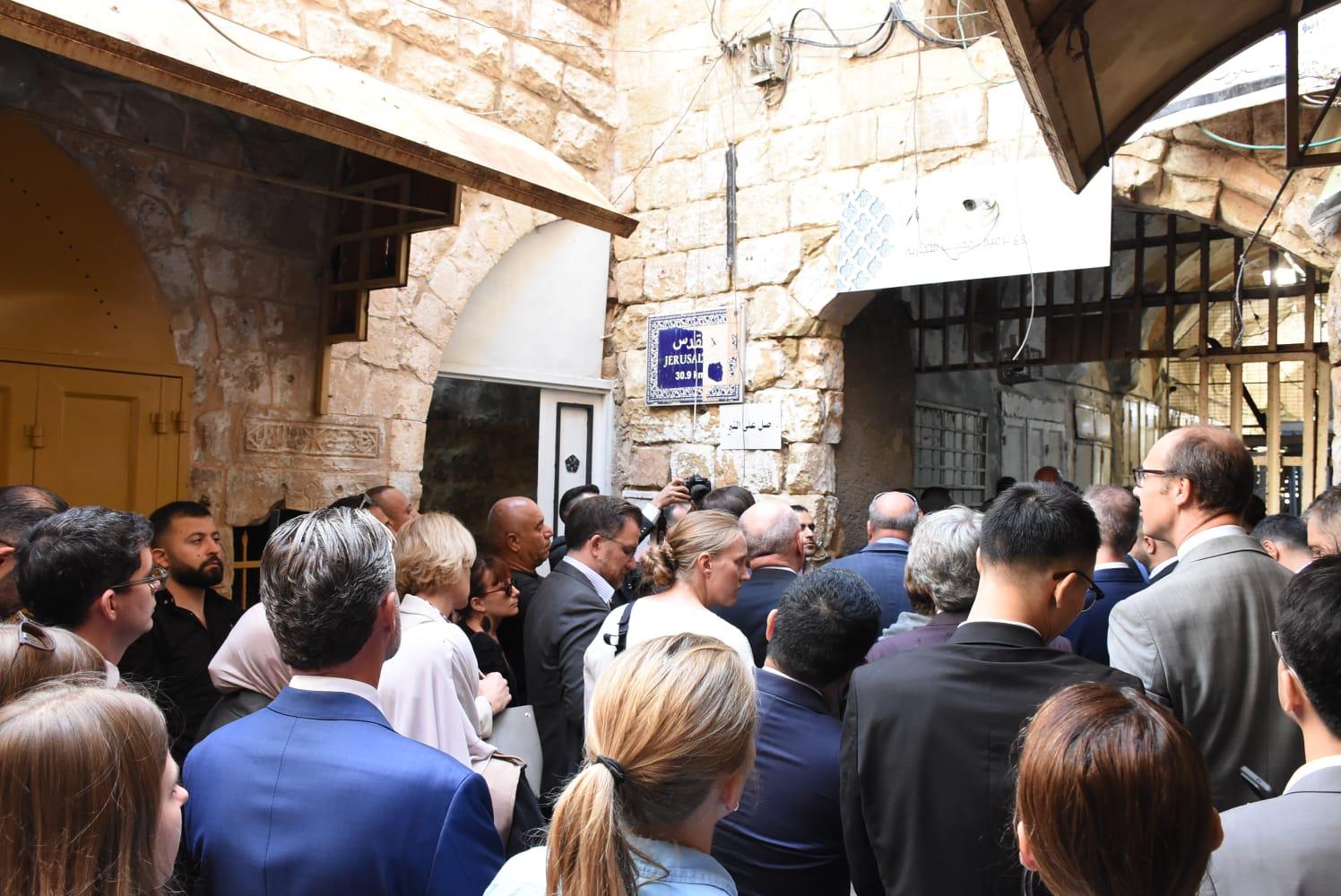Israeli authorities prevent diplomatic from entering Hebron's Ibrahimi ...