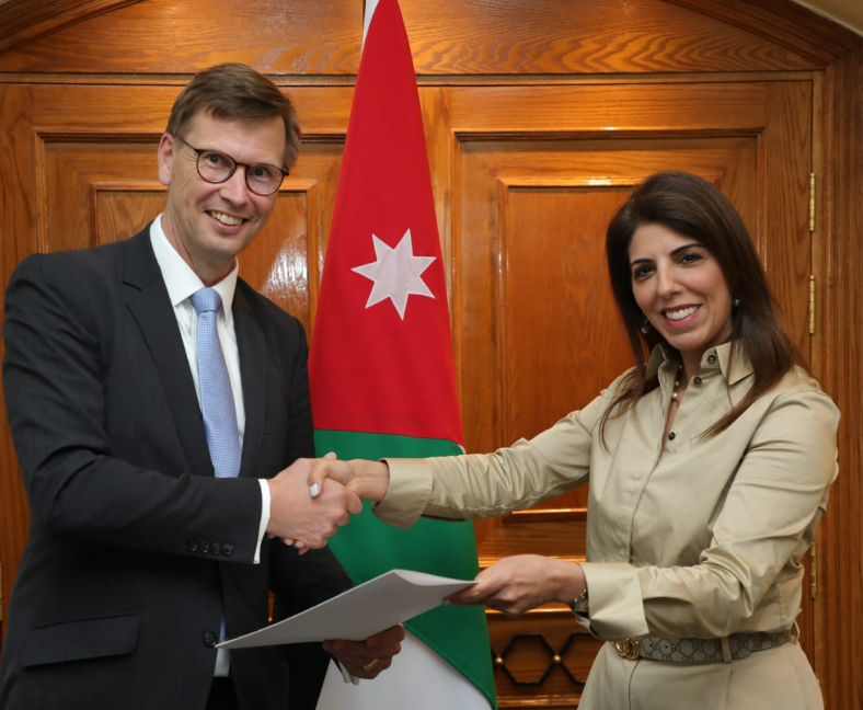 New German ambassador present credentials | Jordan News | Ammon News