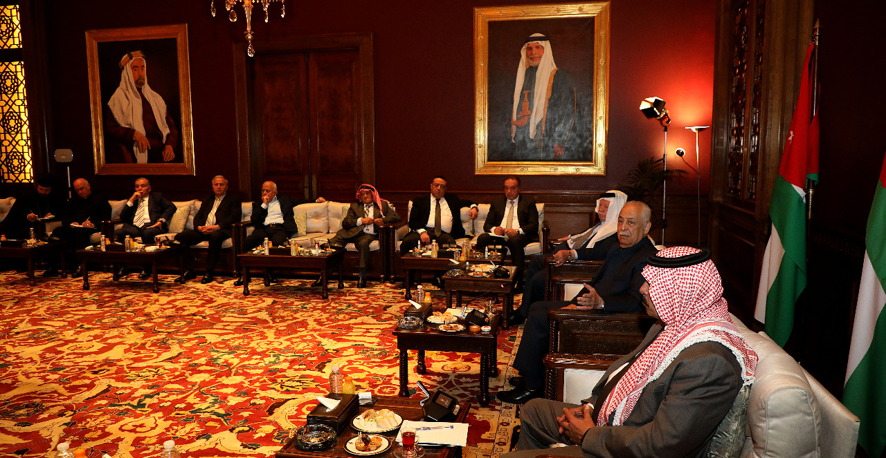 Issawi meets Fuheis figures, women representatives in Aqaba | Jordan ...