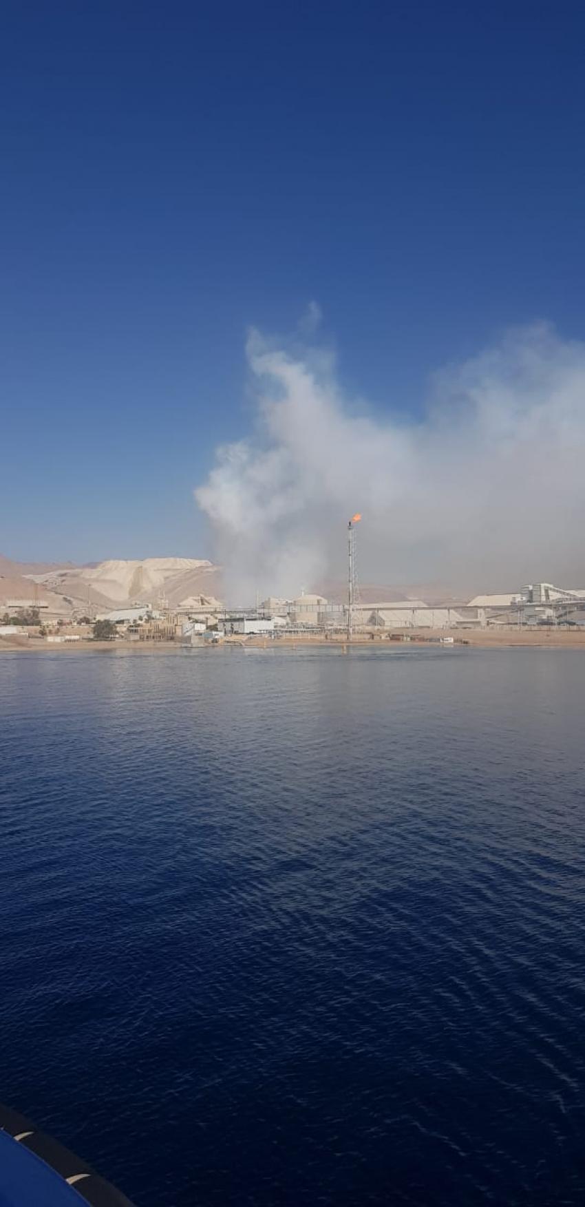 PM follows up firsthand on Aqaba explosion | Jordan News | Ammon News