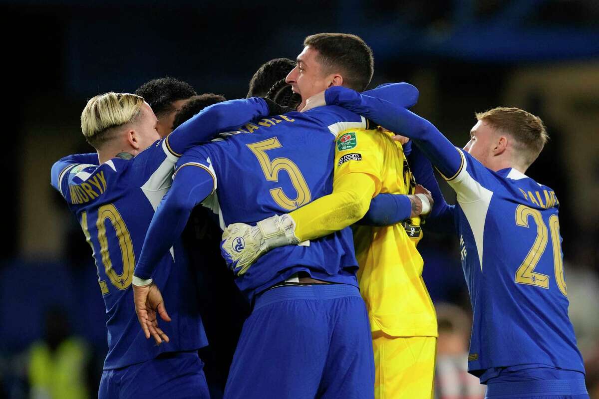 Chelsea and Fulham win penalty shootouts to reach English League Cup ...