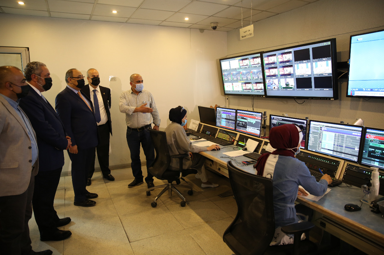 Media Minister visits JRTV, lauds its role in conveying message of the ...