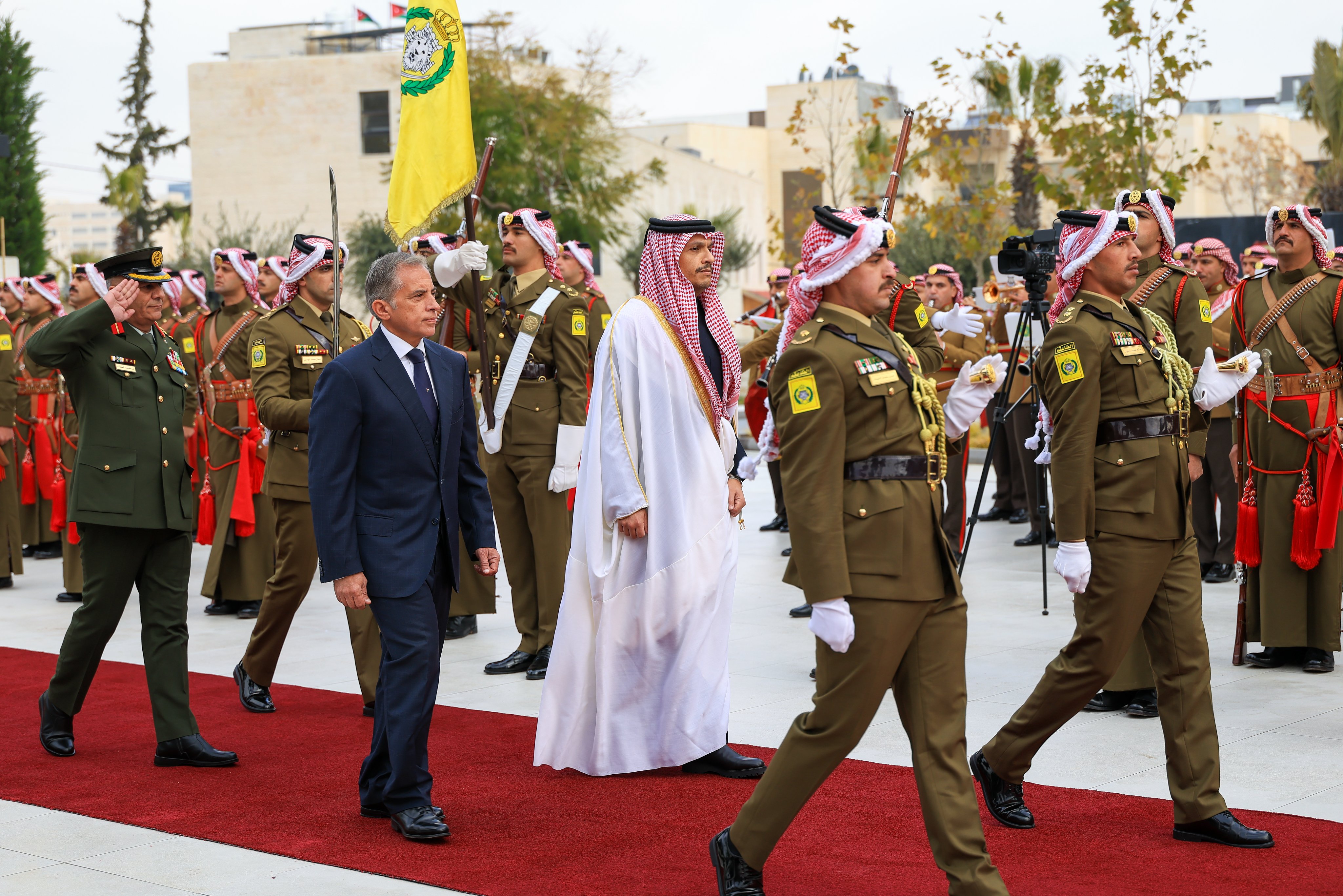 Prime Minister receives Qatar counterpart | Jordan News | Ammon News