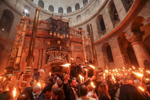 Jerusalem church glows in ‘Holy Fire’ ritual attended by thousands ...