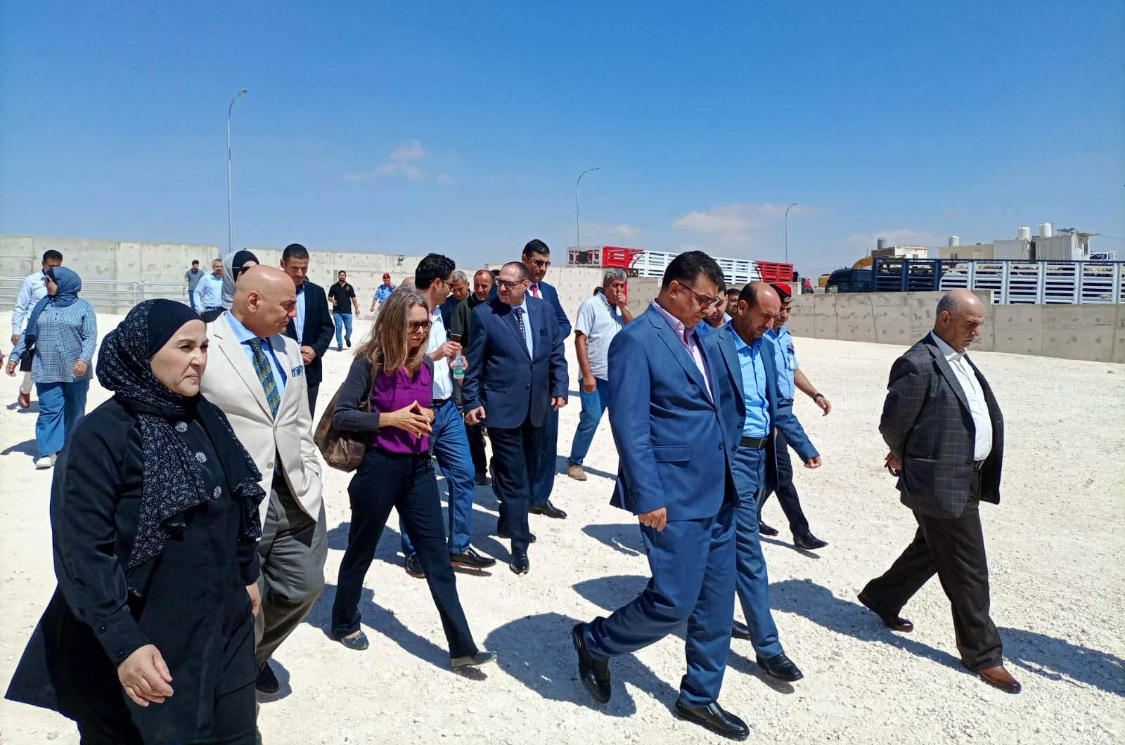 Minister inaugurates US-funded veterinary border control center ...