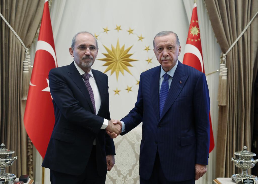Safadi conveys King's congratulations to Turkish President | Jordan ...
