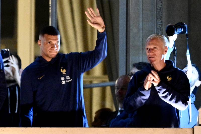 Thousands welcome home Kylian Mbappe and the France World Cup squad ...