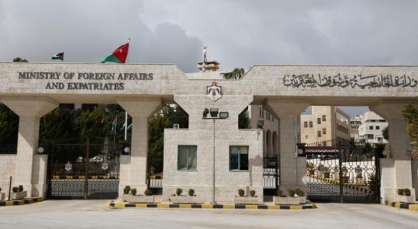 Foreign Ministry: Issuing 68 burial permits for Jordanian pilgrims to ...