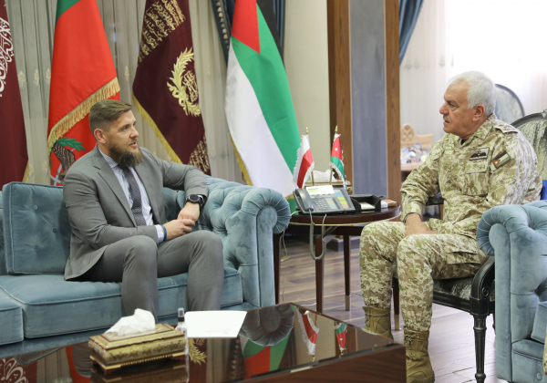 Army chief discusses military cooperation with Polish ambassador ...