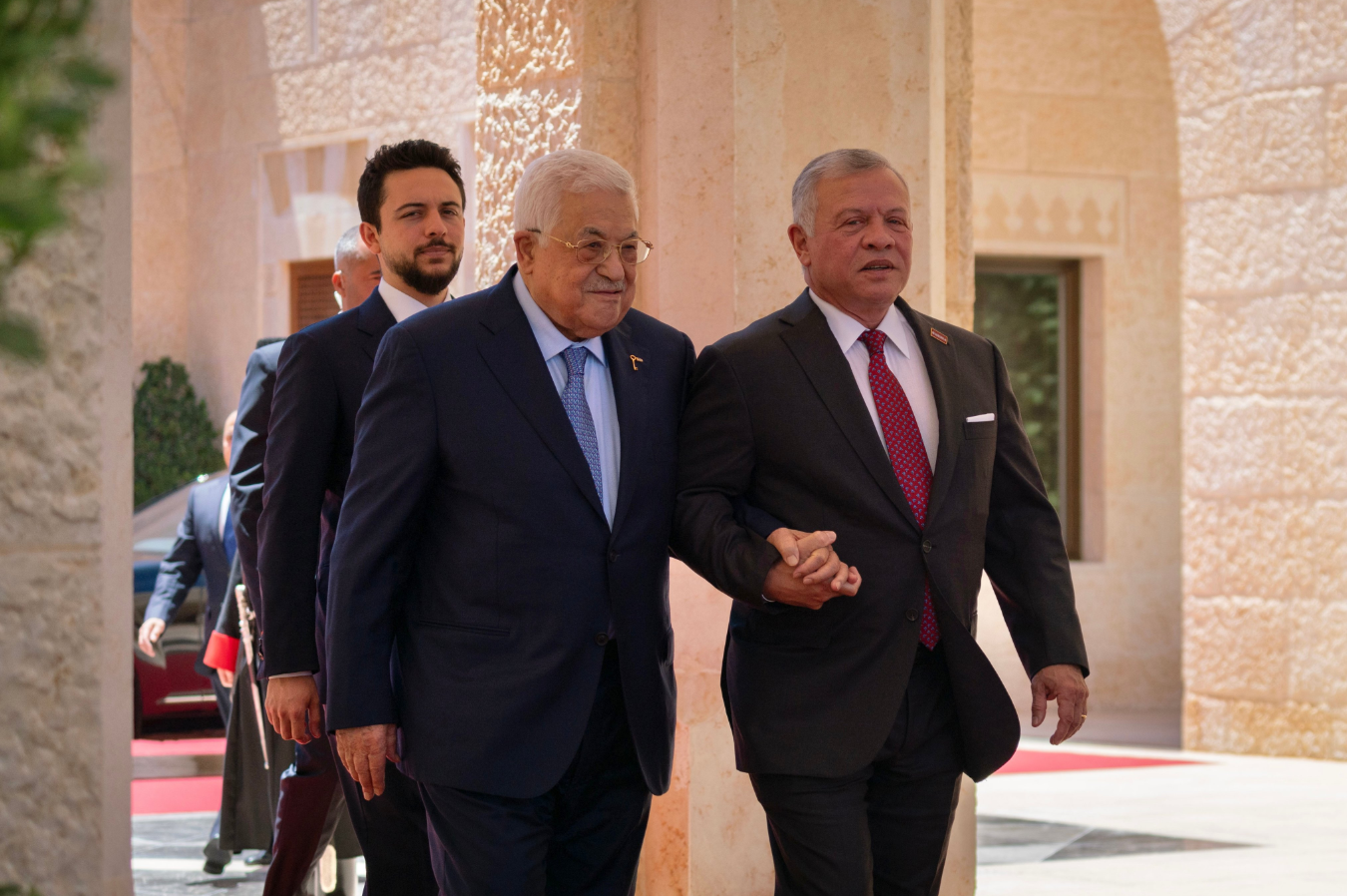 King, Crown Prince receive Palestinian President | Jordan News | Ammon News