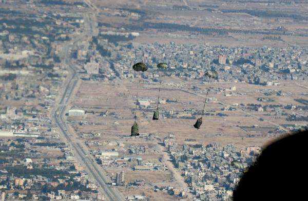 Army carries out new humanitarian aid airdrop on southern Gaza | Jordan ...